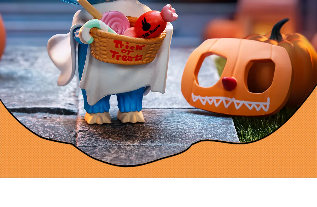 万圣 LABUBU Trick-or-Treater Figure - POP MART (Hong Kong, China)