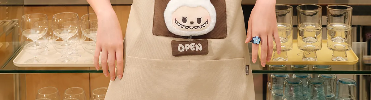 POP BEAN Coffee Factory Series-LABUBU Apron - POP MART (Hong Kong, China)